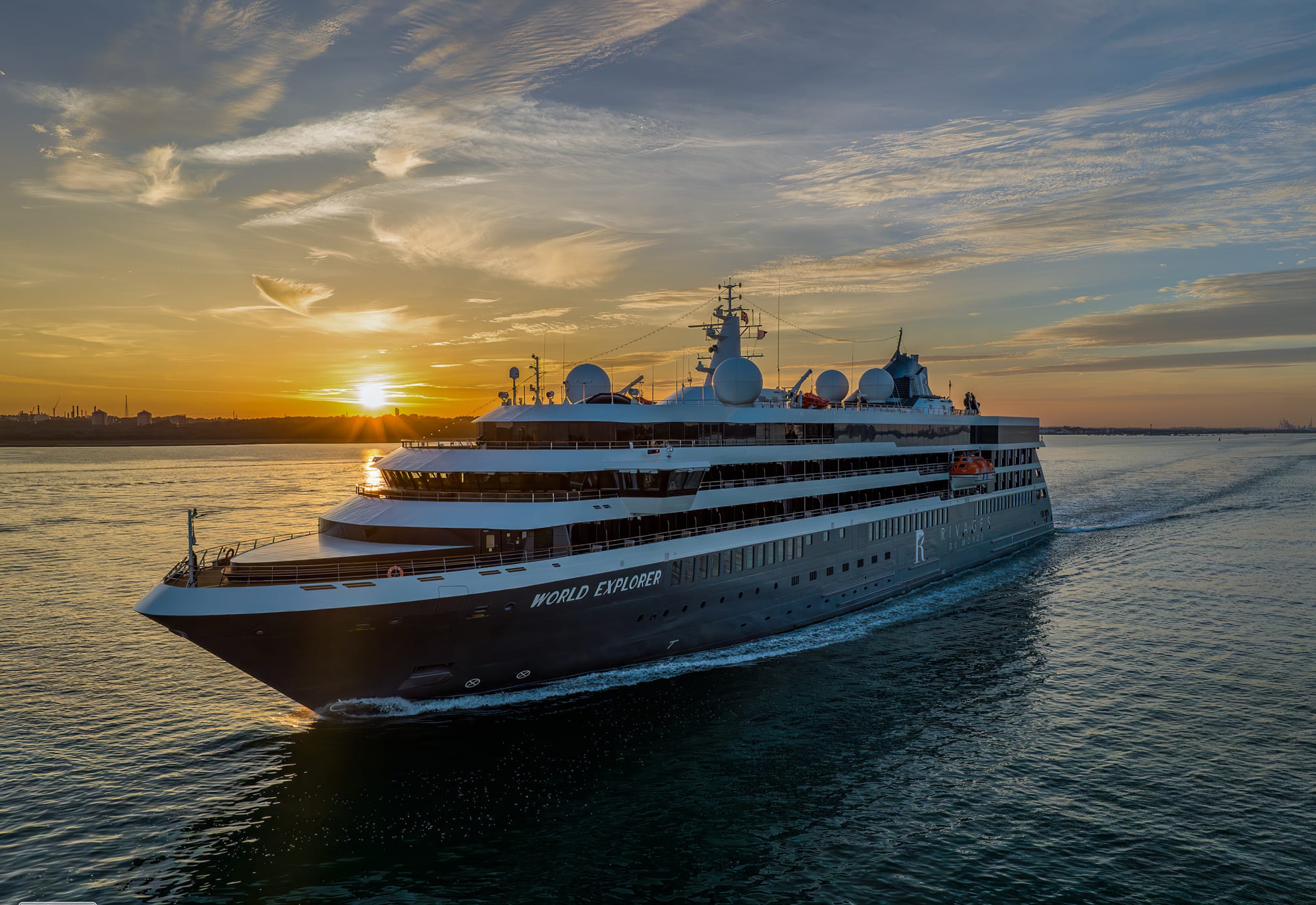 Tàu Khách - Globalmariner.com.vn