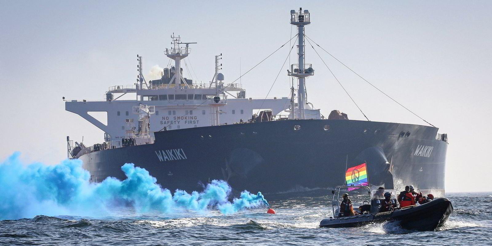 WORLD MARITIME : EURO - Greenpeace Activists Target Russian Shadow ...